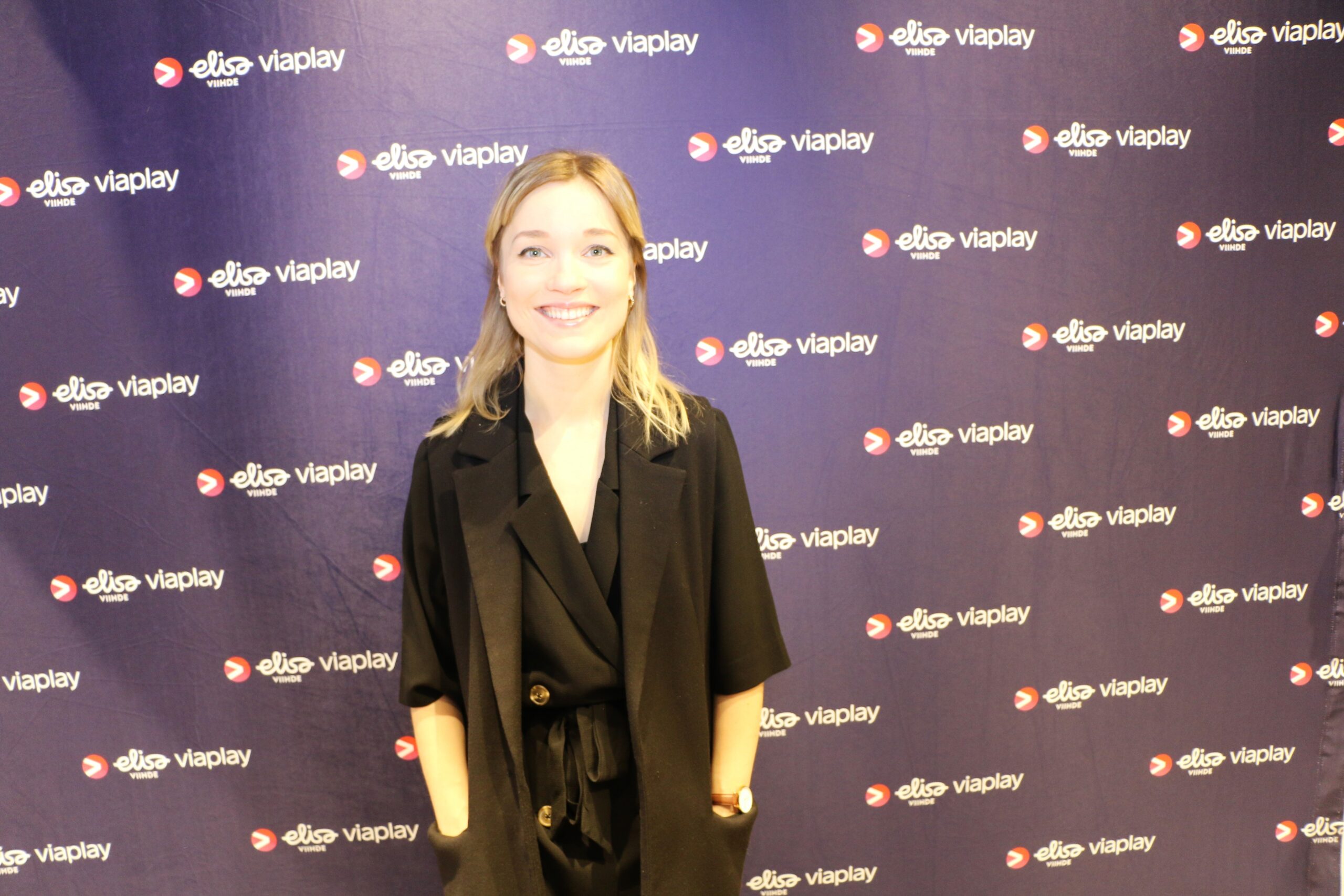 Anna Böhm tekee mieluisan roolin Pohjolan laki -sarjan nuorena ...