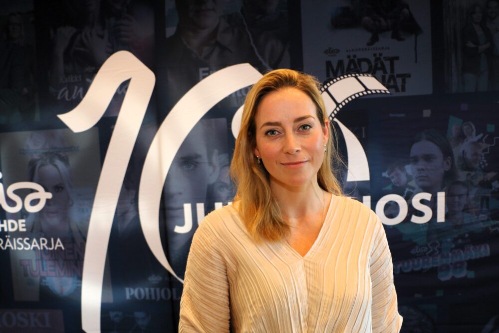 Iina Kuustonen halusi Ivalo-sarjaan imetyskohtauksen: ”Jokaisessa tuotannossa saisi olla mukana ...